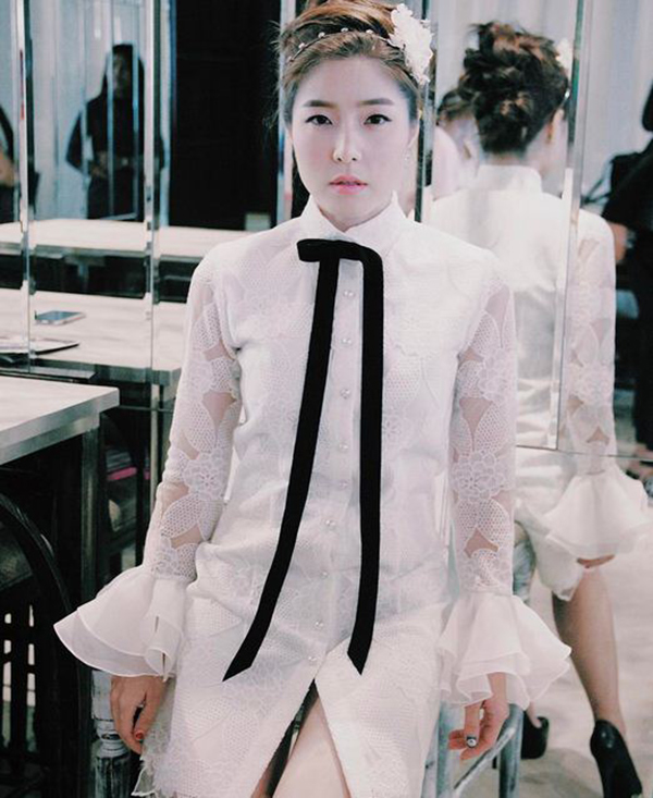 จียอน สาวเกาหลีคนดัง กับแฟชั่นการแต่งตัวที่ไม่ธรรมดา